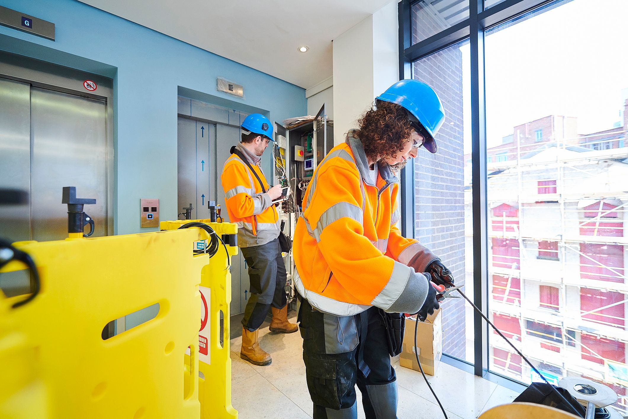 Conheça as diferenças entre hard services e soft services - Exal